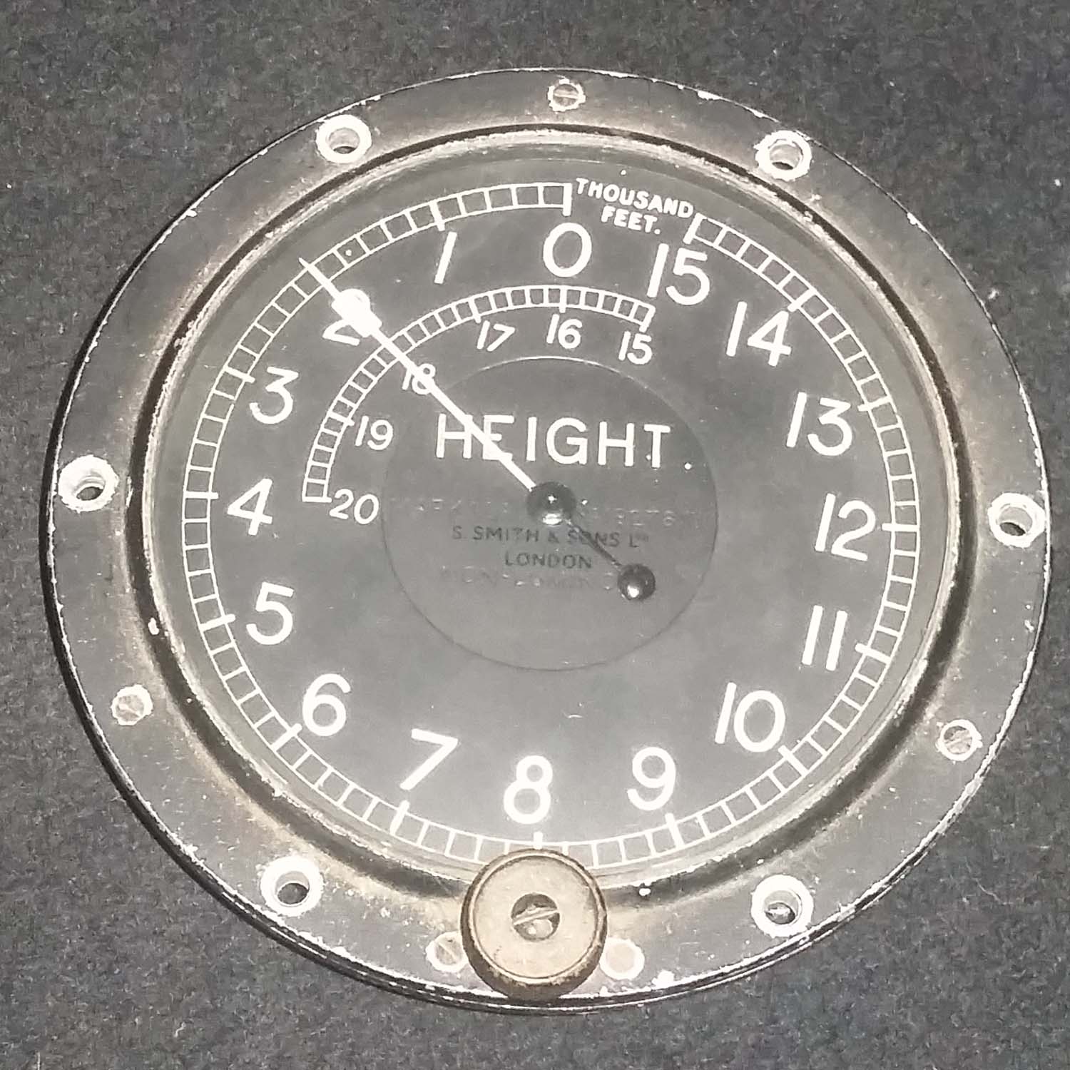 SpitfireSpares.com - warbird Instruments